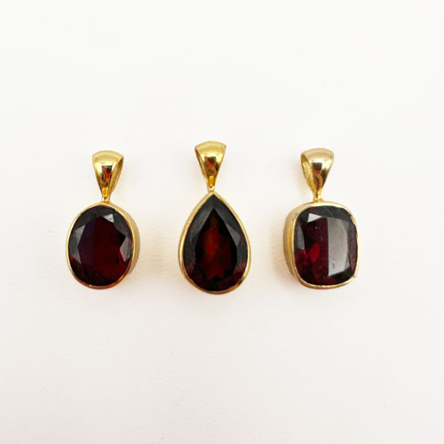 Red Garnet, Pendant, Faceted Edge Transparent, Assorted Shapes, Gold ...